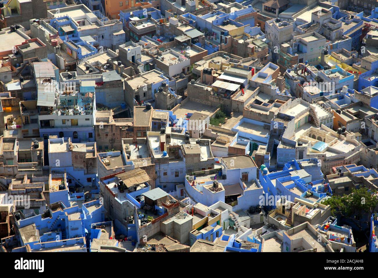 Jaipur. Aerial view of colourful houses in Jaipur town, Rajasthan ...