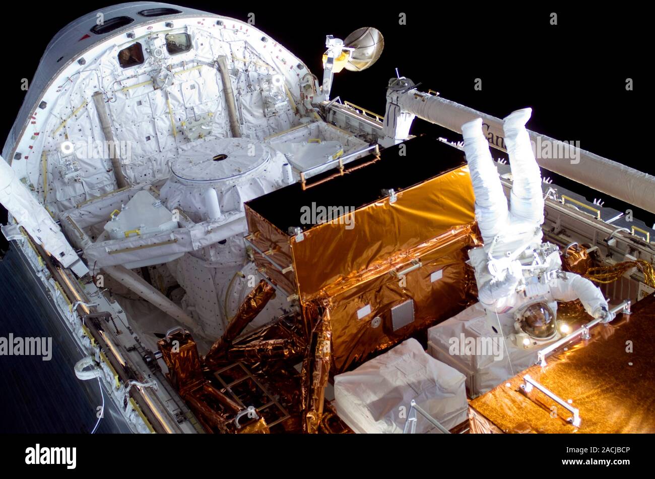Hubble servicing. Astronaut Andrew Feustel during extravehicular ...