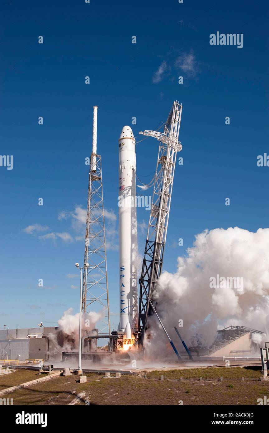Falcon 9 test flight. Falcon 9 rocket carrying an unmanned Dragon ...