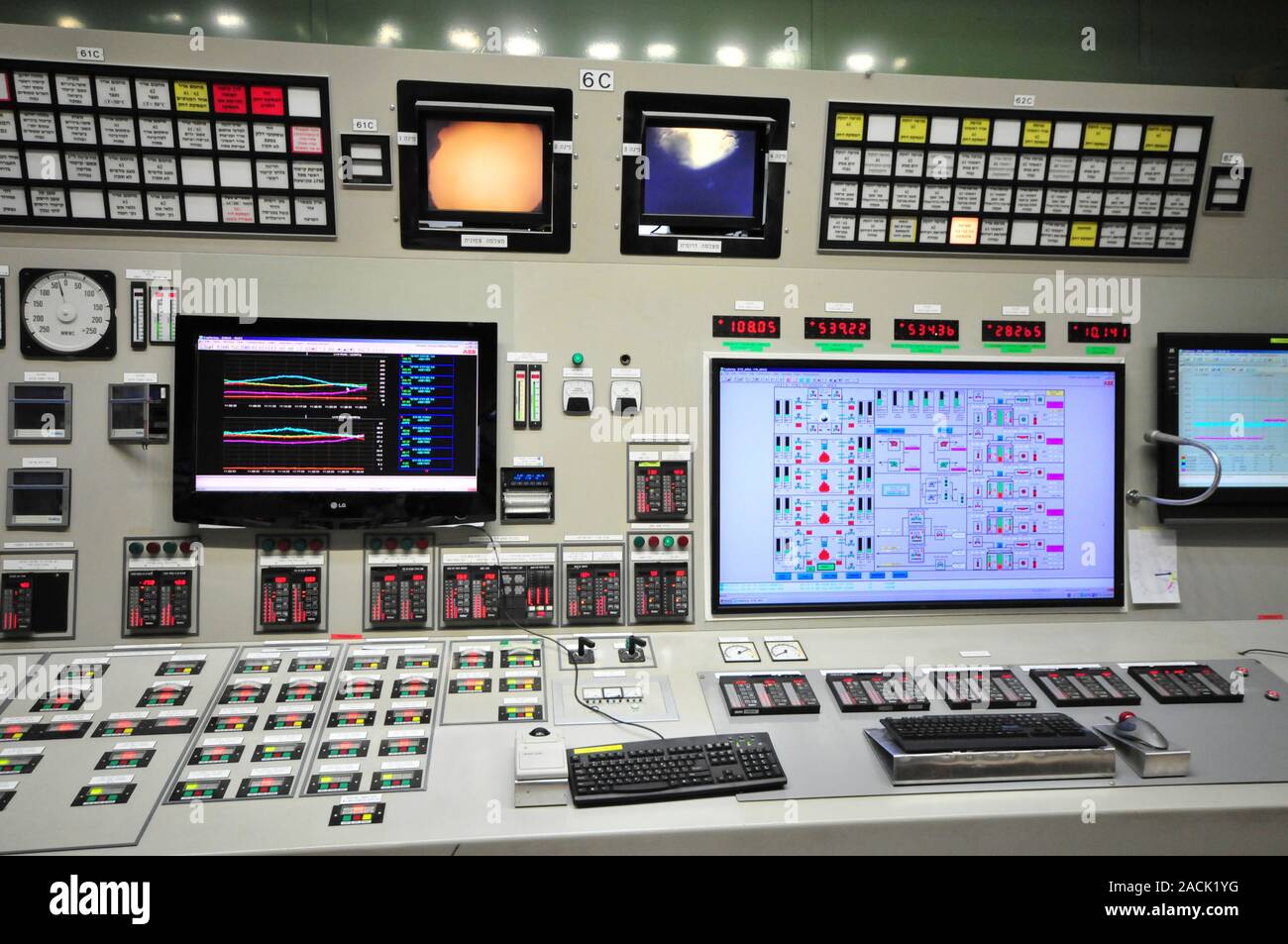 Israel, Hadera, The Orot Rabin coal operated power plant the central ...