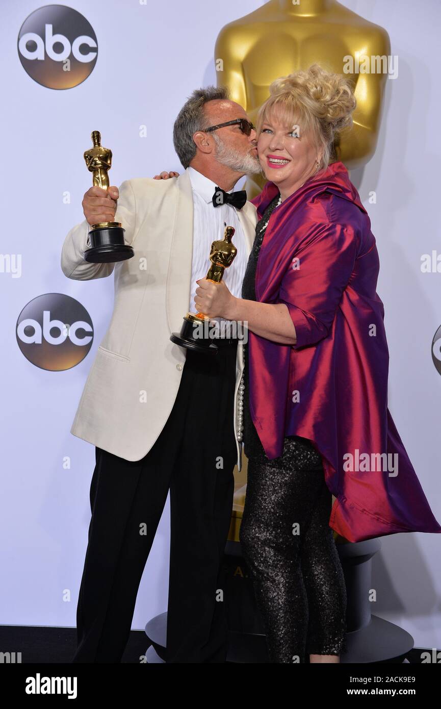 LOS ANGELES, CA - FEBRUARY 28, 2016: Colin Gibson & Lisa Thompson at ...