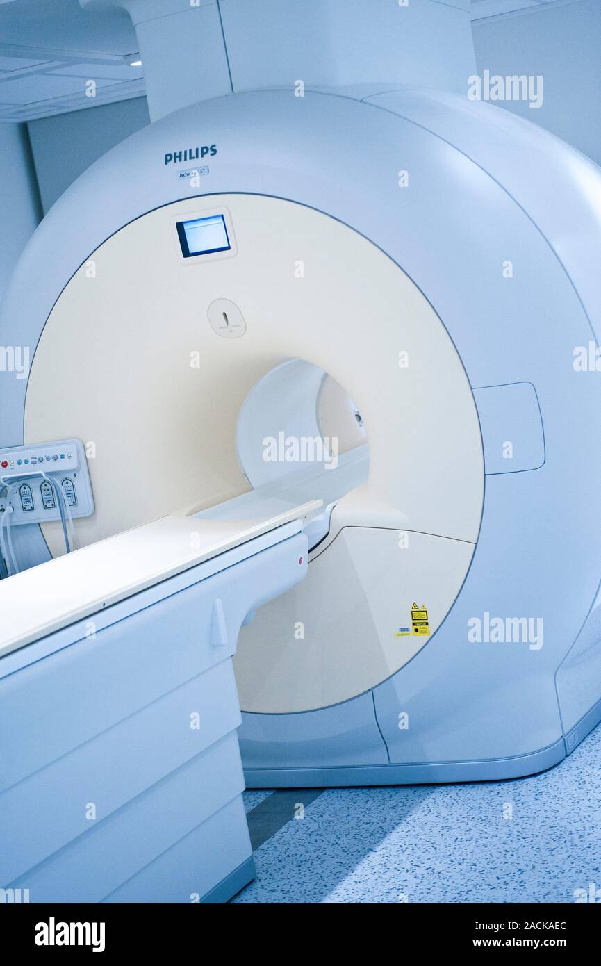 Full body Magnetic Resonance Imaging (MRI) scanner in a hospital Stock ...