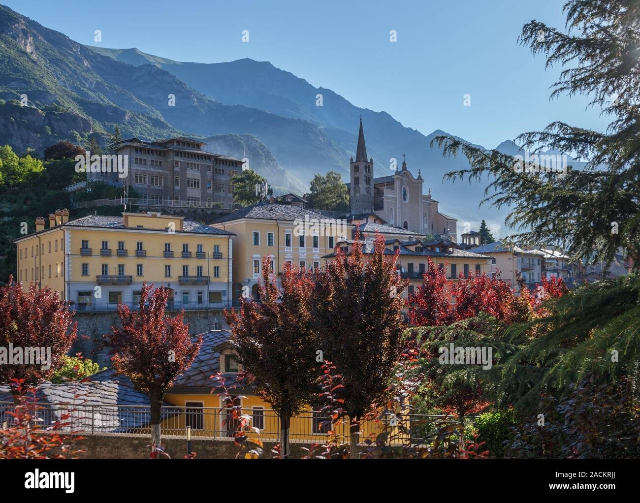 Aosta valey hi-res stock photography and images - Alamy