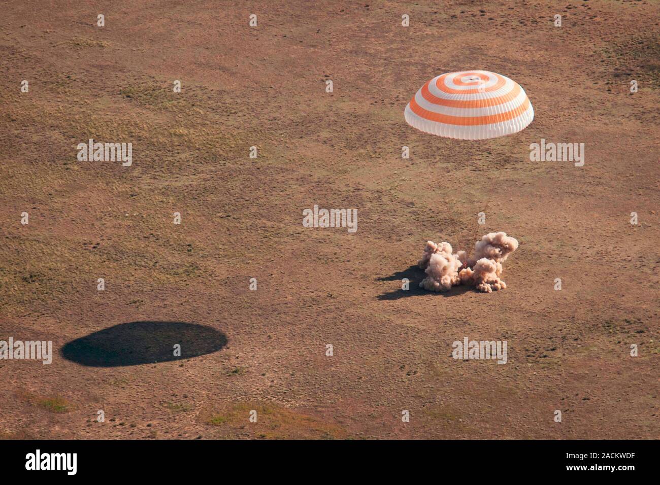 Soyuz spacecraft landing. Soyuz TMA-20 spacecraft landing after re ...