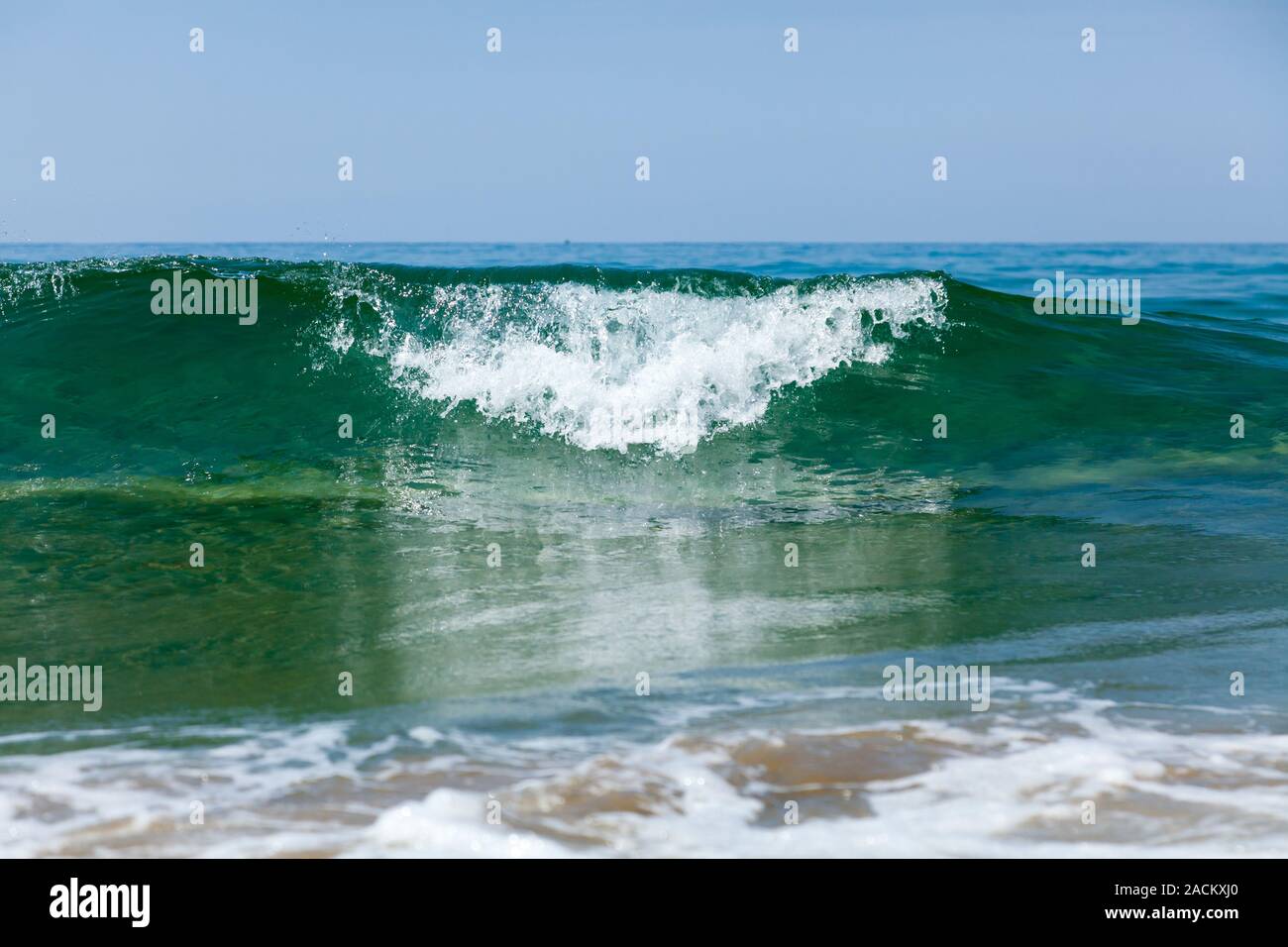 Pounding wave hi-res stock photography and images - Alamy