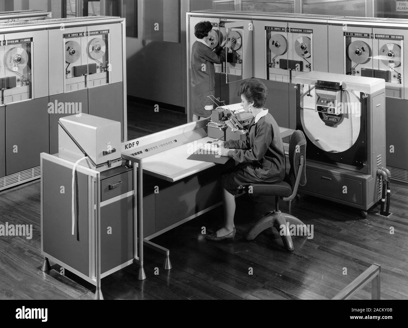 Kdf9 Computer Computer Operatives Working With The Kdf9 An Early