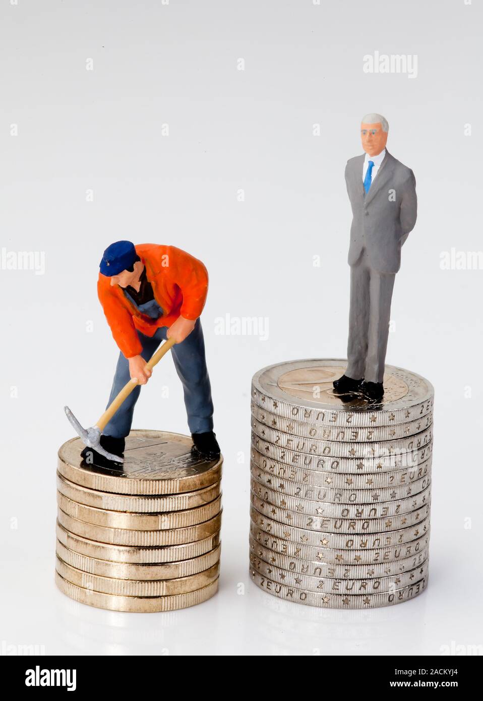Salary difference between worker and manager Stock Photo - Alamy Salary difference between worker and manager Stock Photo - Alamy