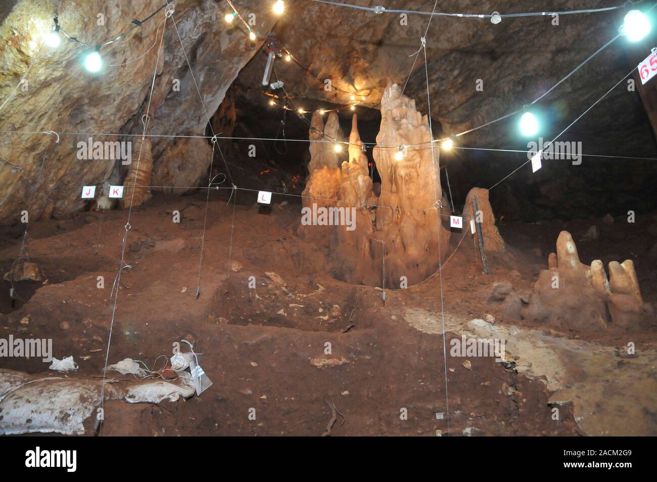 Israel, Galilee, Manot cave. Archaeological excavations by the Israel ...