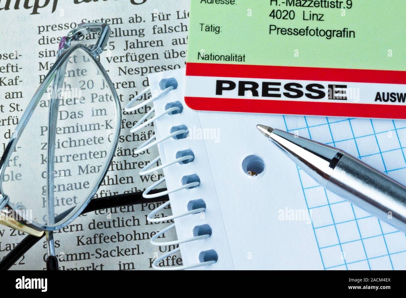 Press card of a journalist Stock Photo - Alamy