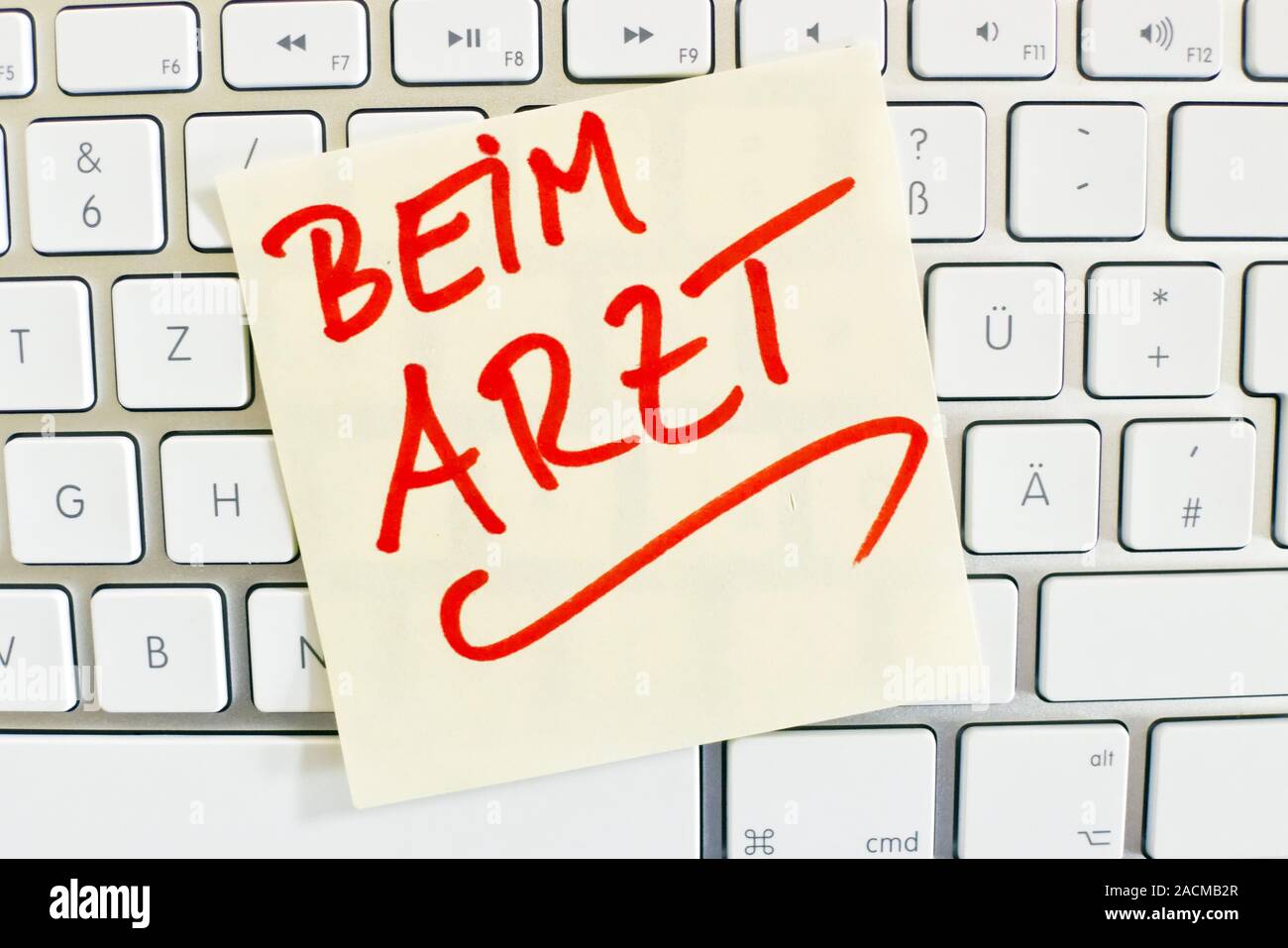 Doctors note hi-res stock photography and images - Alamy