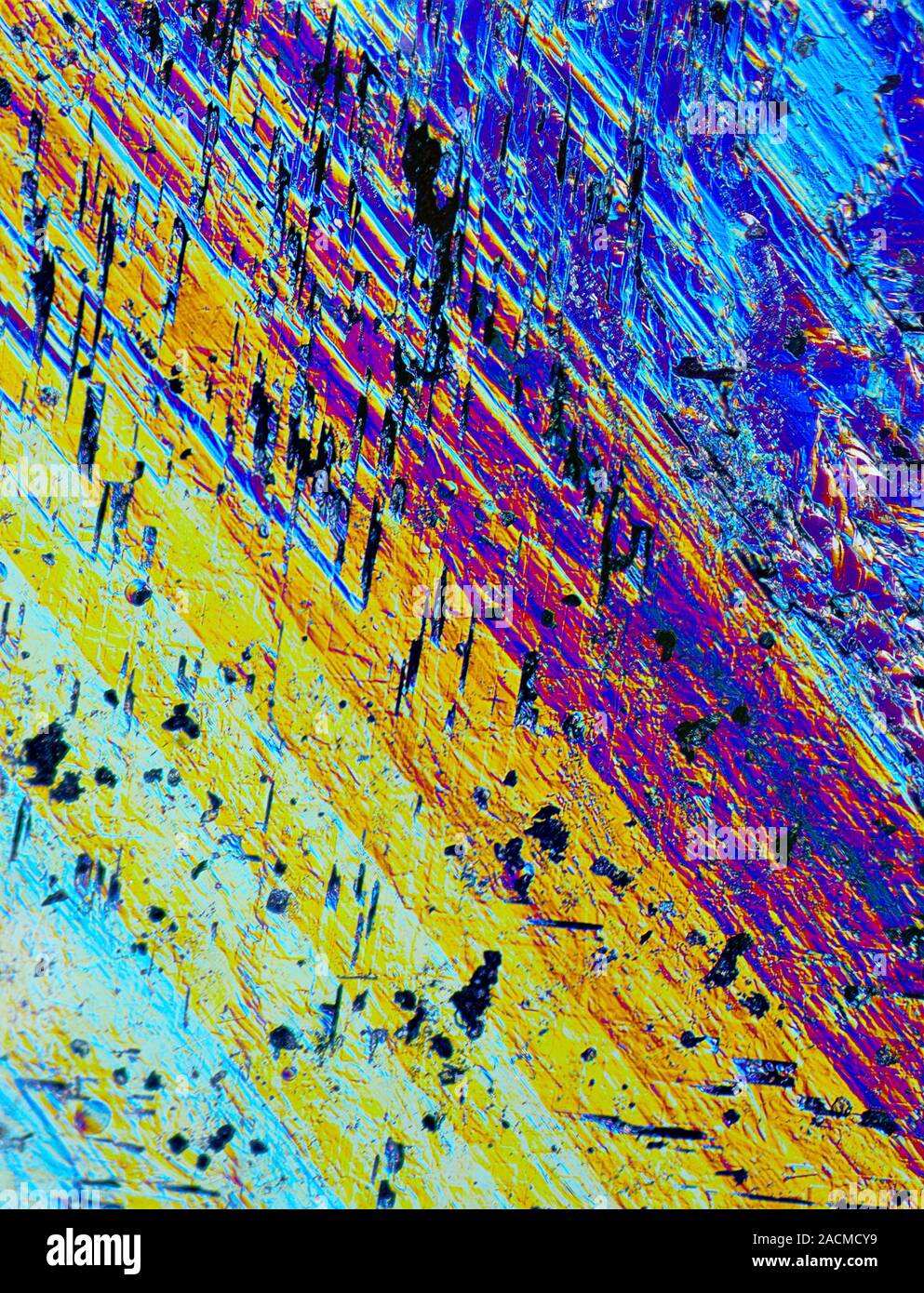 Quartz. Normarski differential interference contrast (DIC) light ...