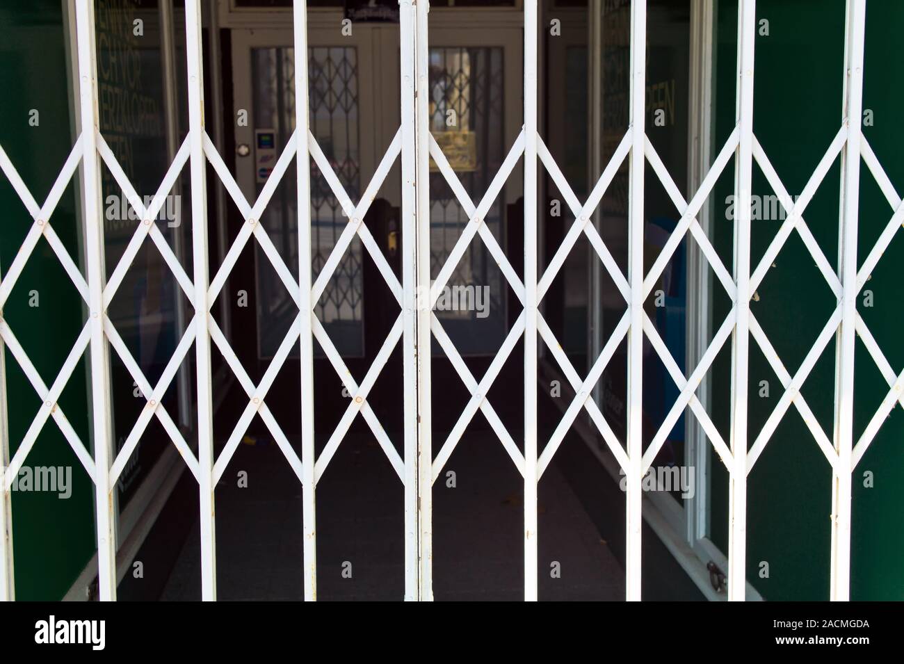 Barrier grid. Completed Stock Photo - Alamy