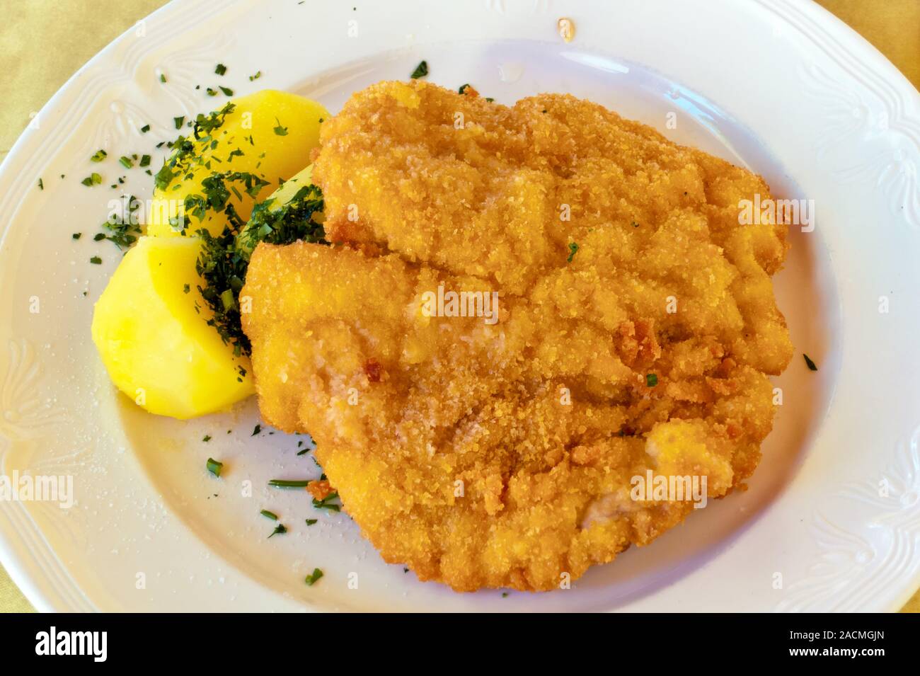 Wiener Schnitzel - Wiener Schnitzel Stock Photo - Alamy
