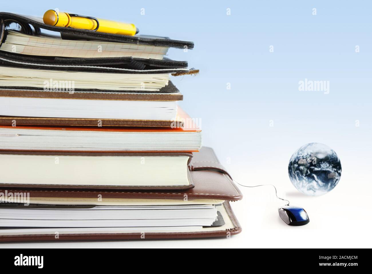 World of learning hi-res stock photography and images - Alamy