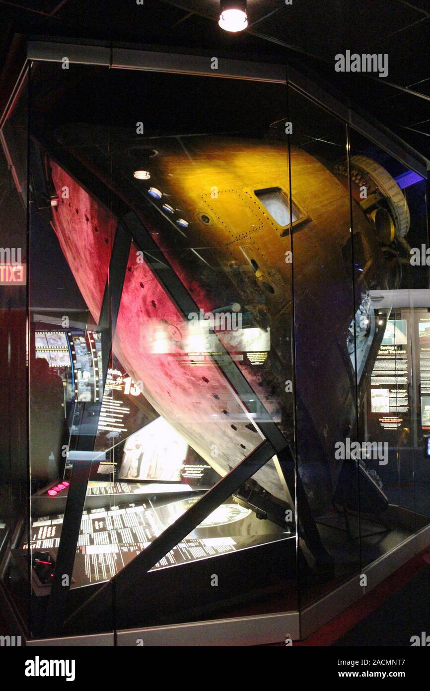 Apollo 13 command module. Museum display of the command module (named ...