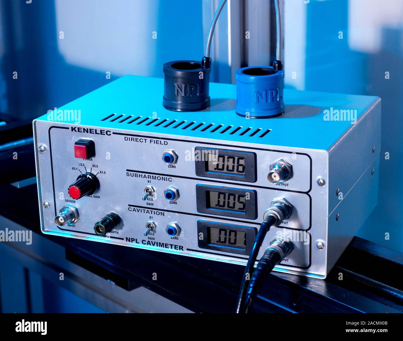 Multi-frequency cavimeter being used to obtain cavitation measurements ...