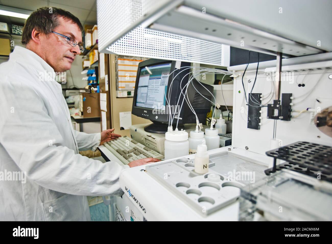 Bacterial bi-robotics research. Bio-robotics studies how to make robots ...