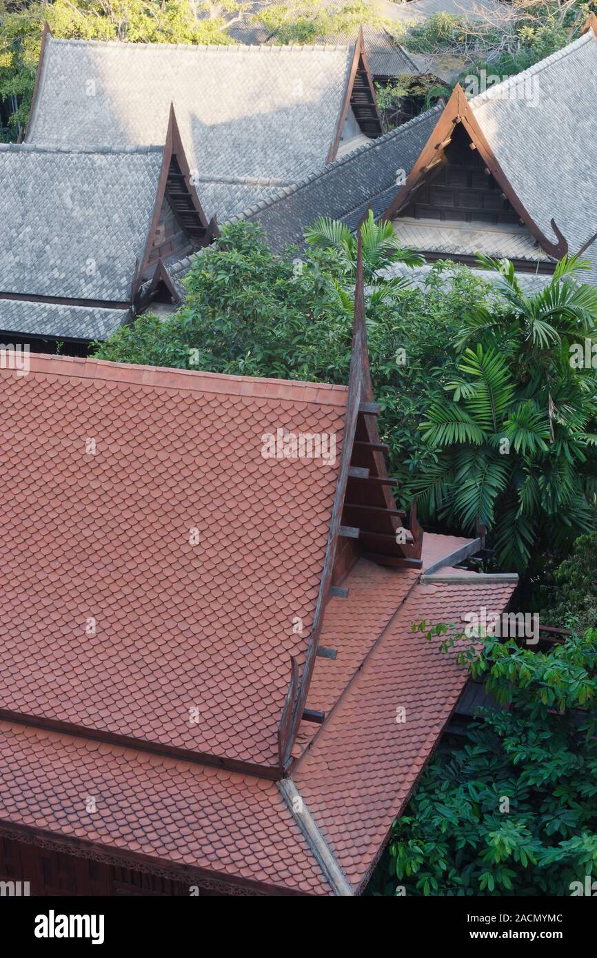 Thai temple roof decoration Stock Photo - Alamy