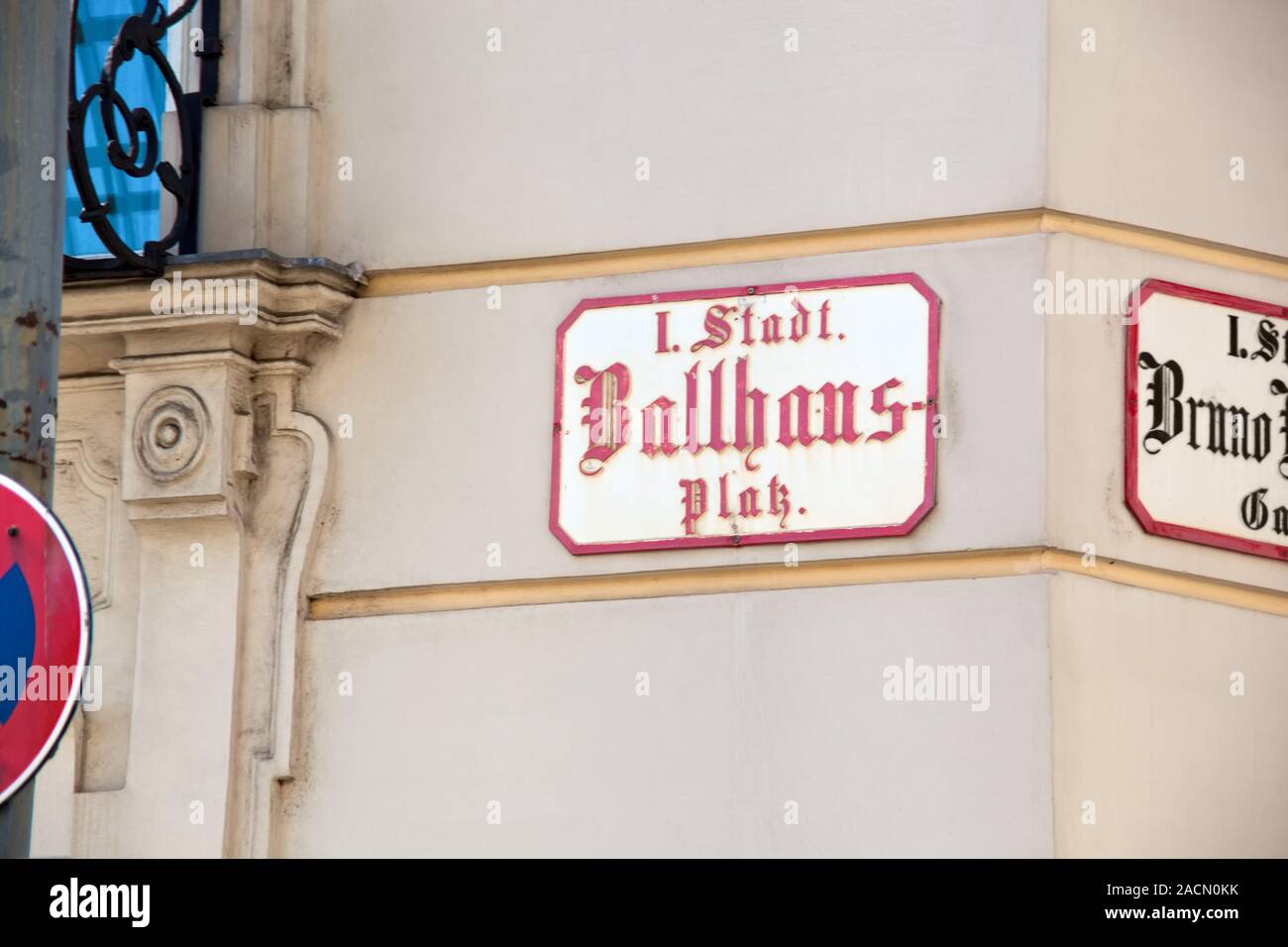 Ballhausplatz and chancellery hi-res stock photography and images - Alamy