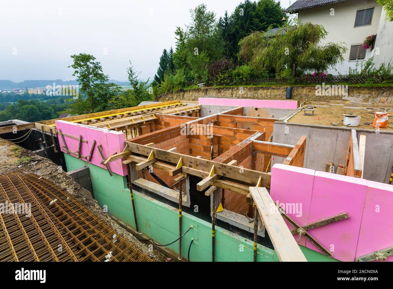 House construction in brick solid construction method Stock Photo - Alamy