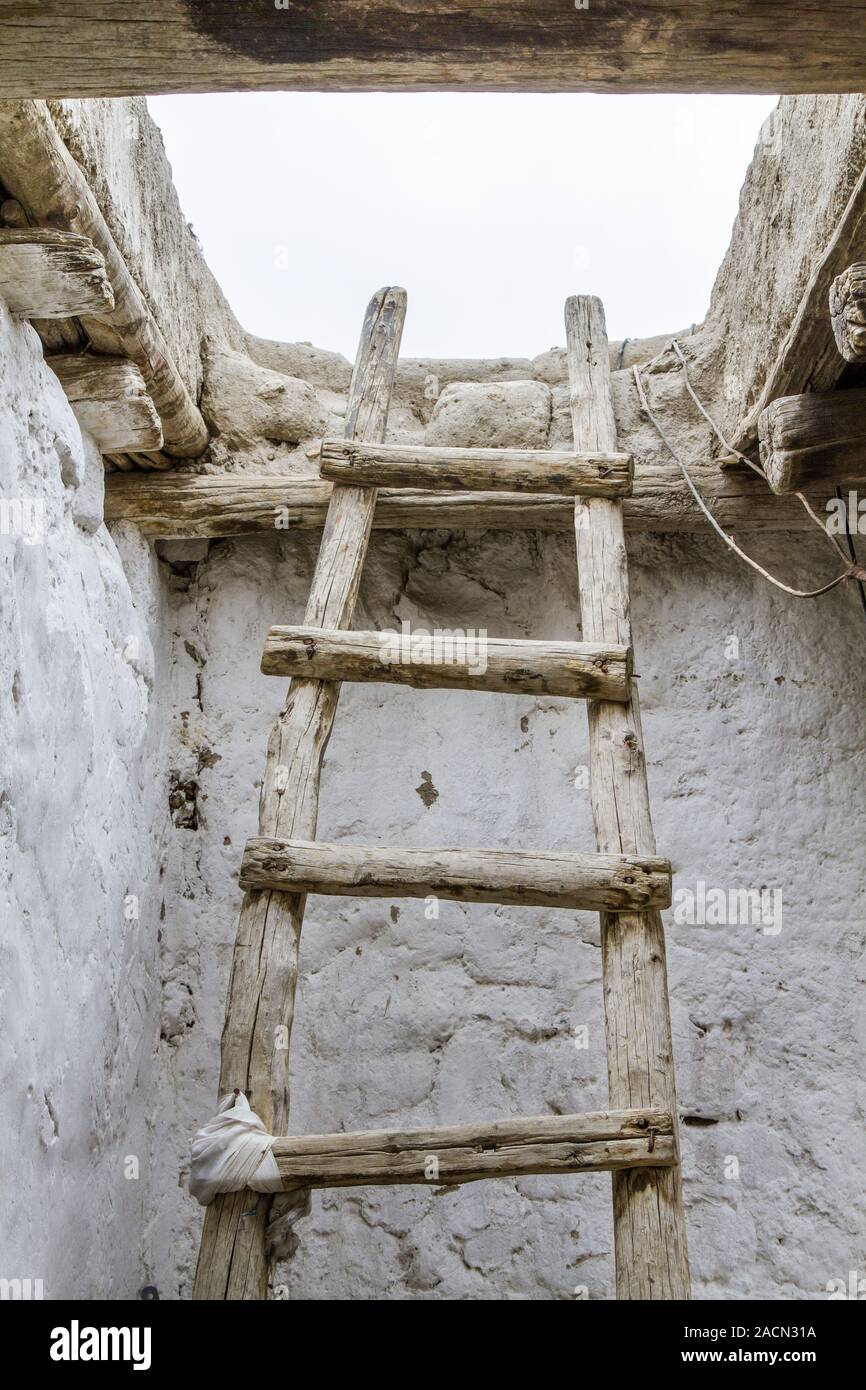 Old wooden ladder Stock Photo - Alamy