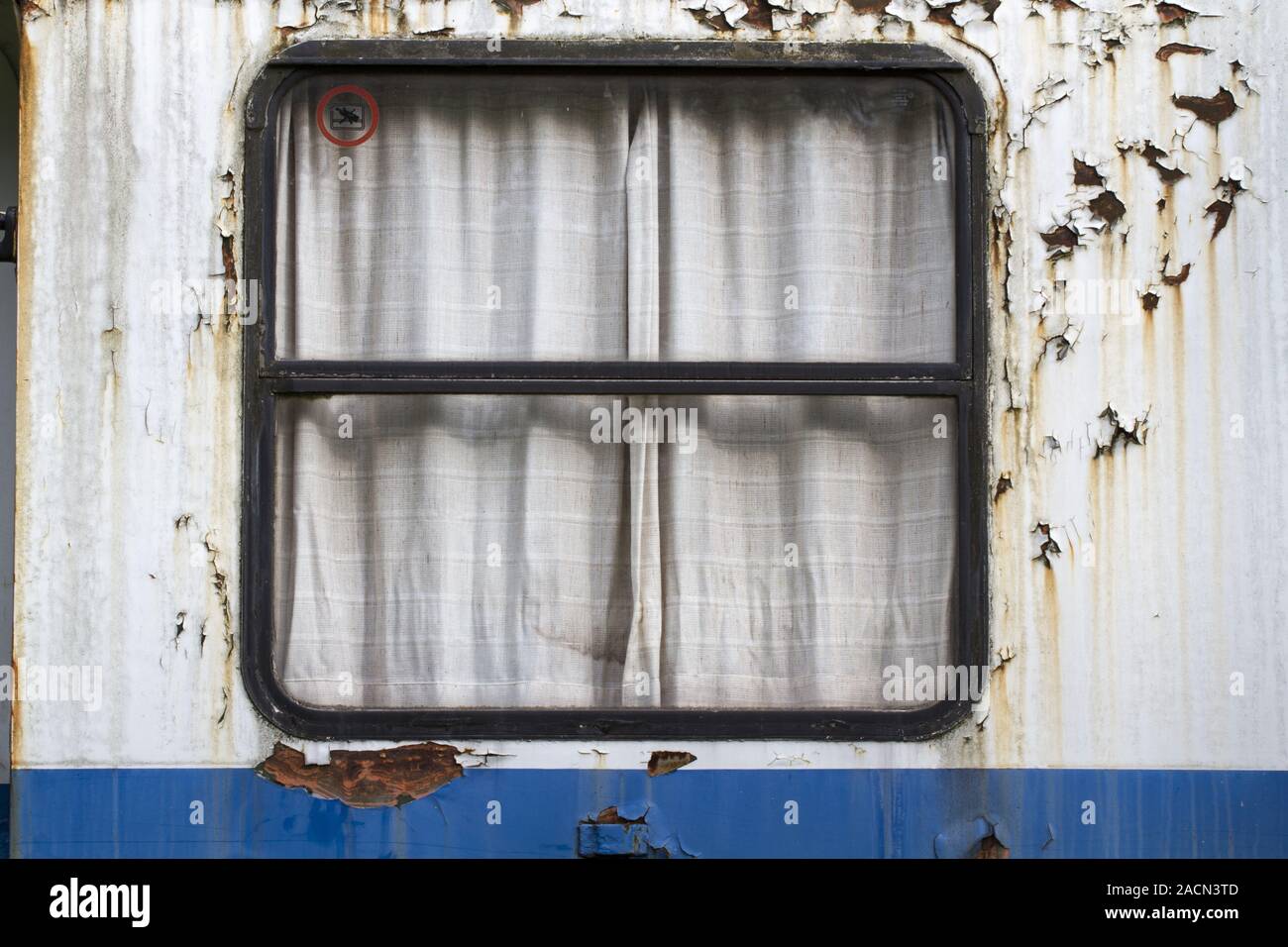 Window on an old train Stock Photo - Alamy