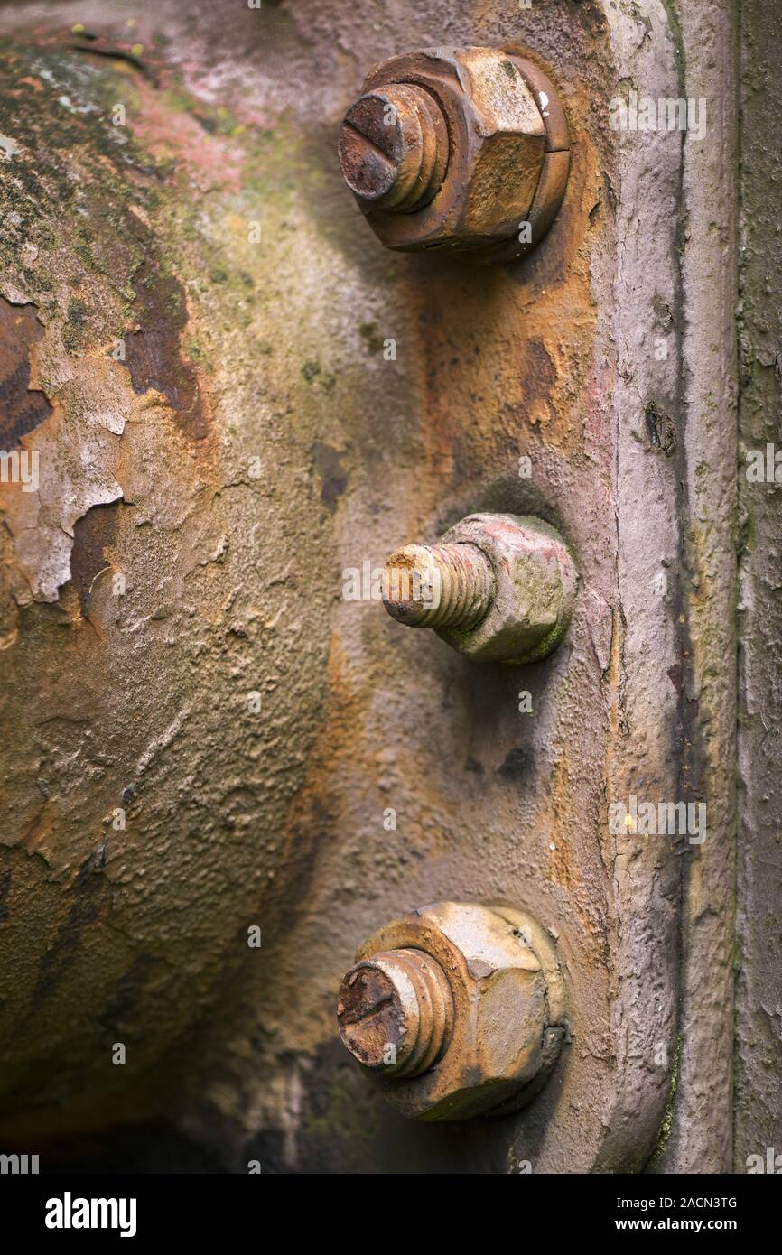 Rusty bolt effect hi-res stock photography and images - Alamy