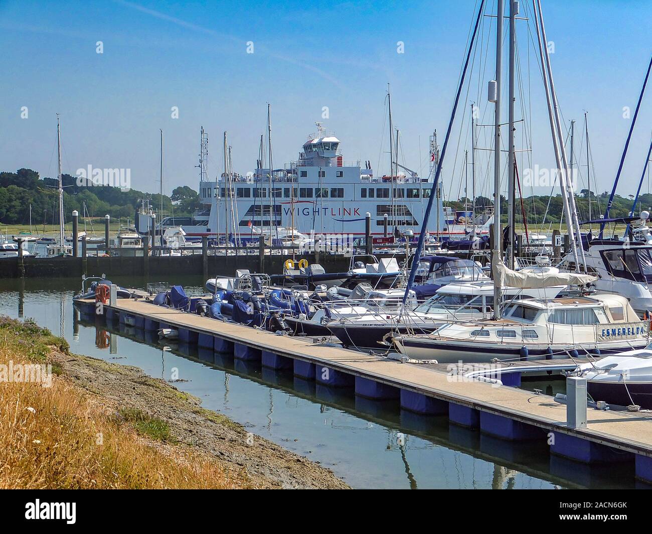 Lymington Beach High Resolution Stock Photography and Images - Alamy