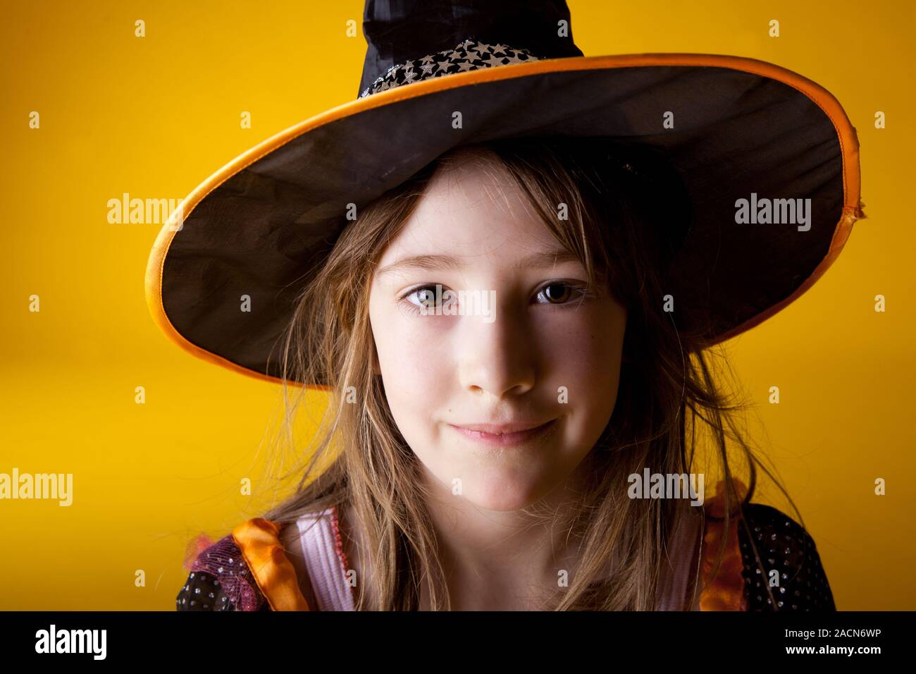 Cute little witch hi-res stock photography and images - Alamy