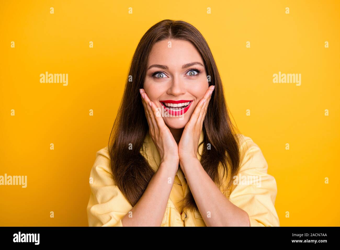 Photo of cheerful overjoyed crazy excited woman looking at you with ...