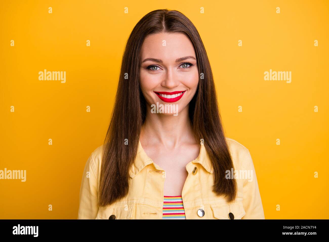 Portrait of cheerful positive cute pretty nice girlfriend looking at ...