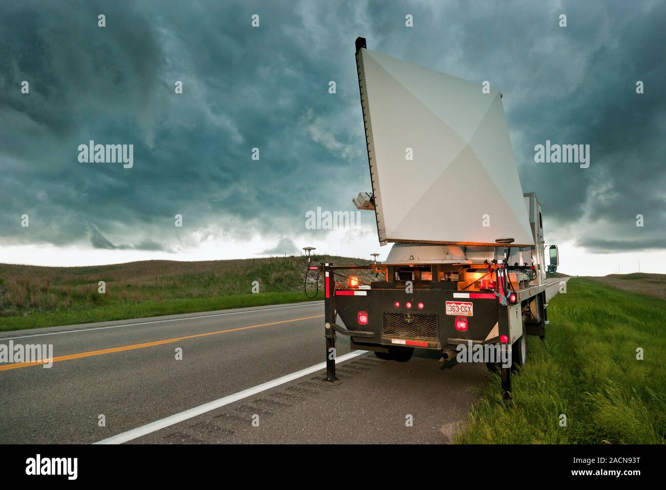 Storm chasing. Multi-beam Rapid-Scan Doppler on Wheels (DOW) portable weather radar truck ...