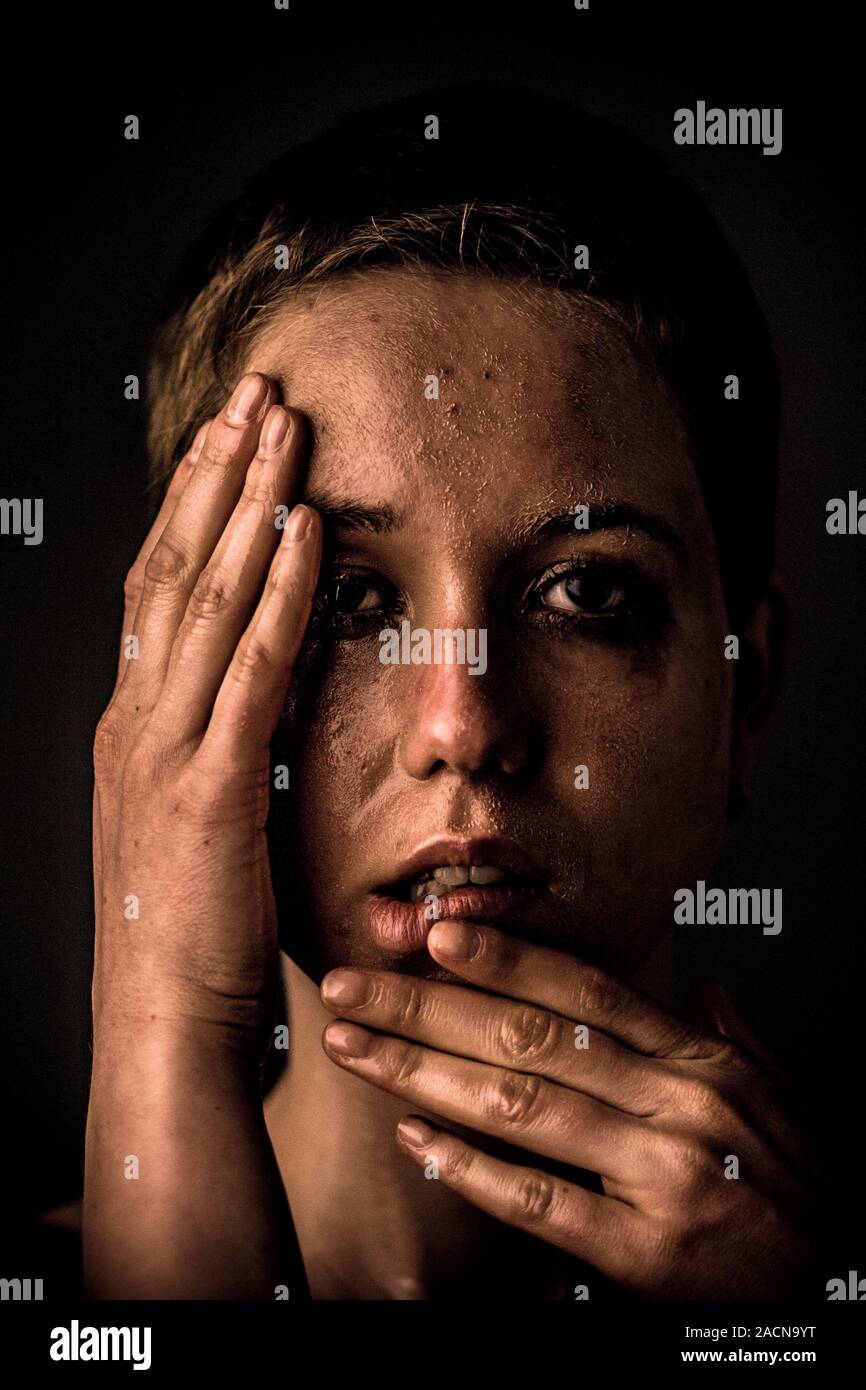 Woeful woman hi-res stock photography and images - Alamy