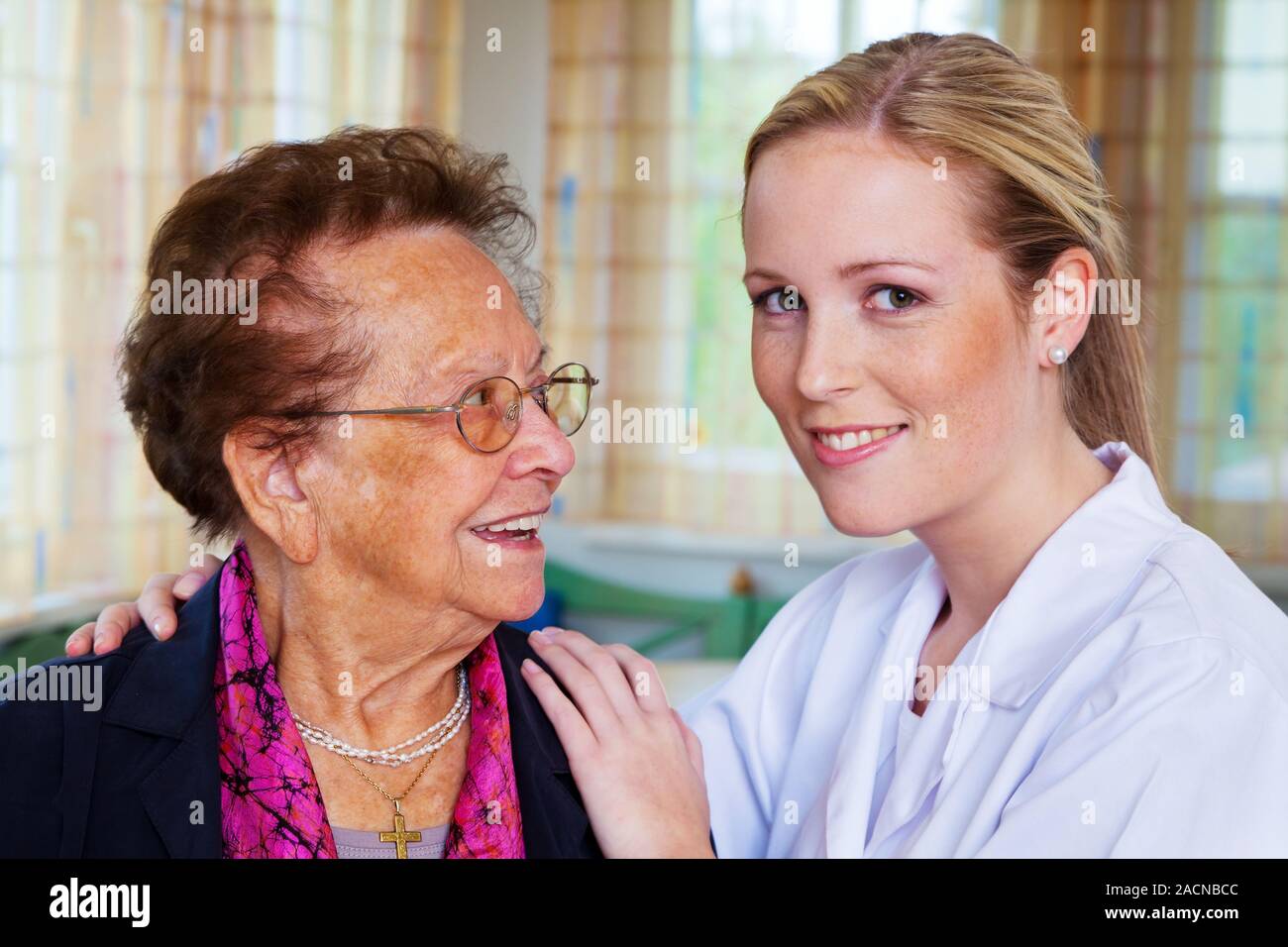 Lady home hi-res stock photography and images - Alamy