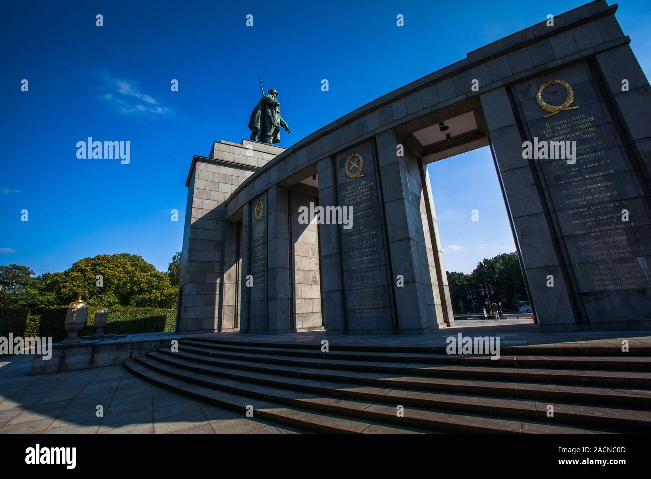 Sovjet war memorial hi-res stock photography and images - Alamy