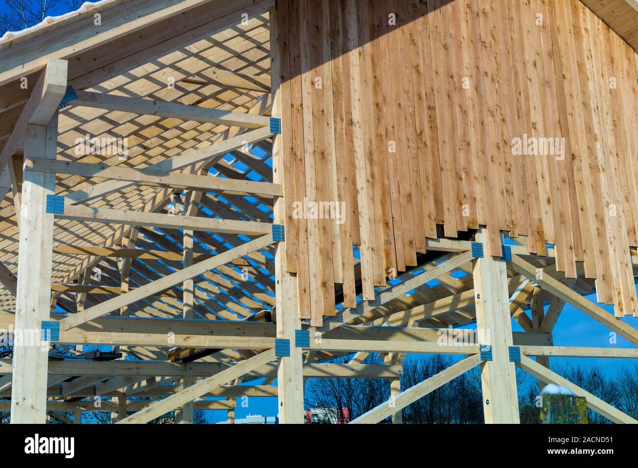 Roof construction made of wood Stock Photo - Alamy