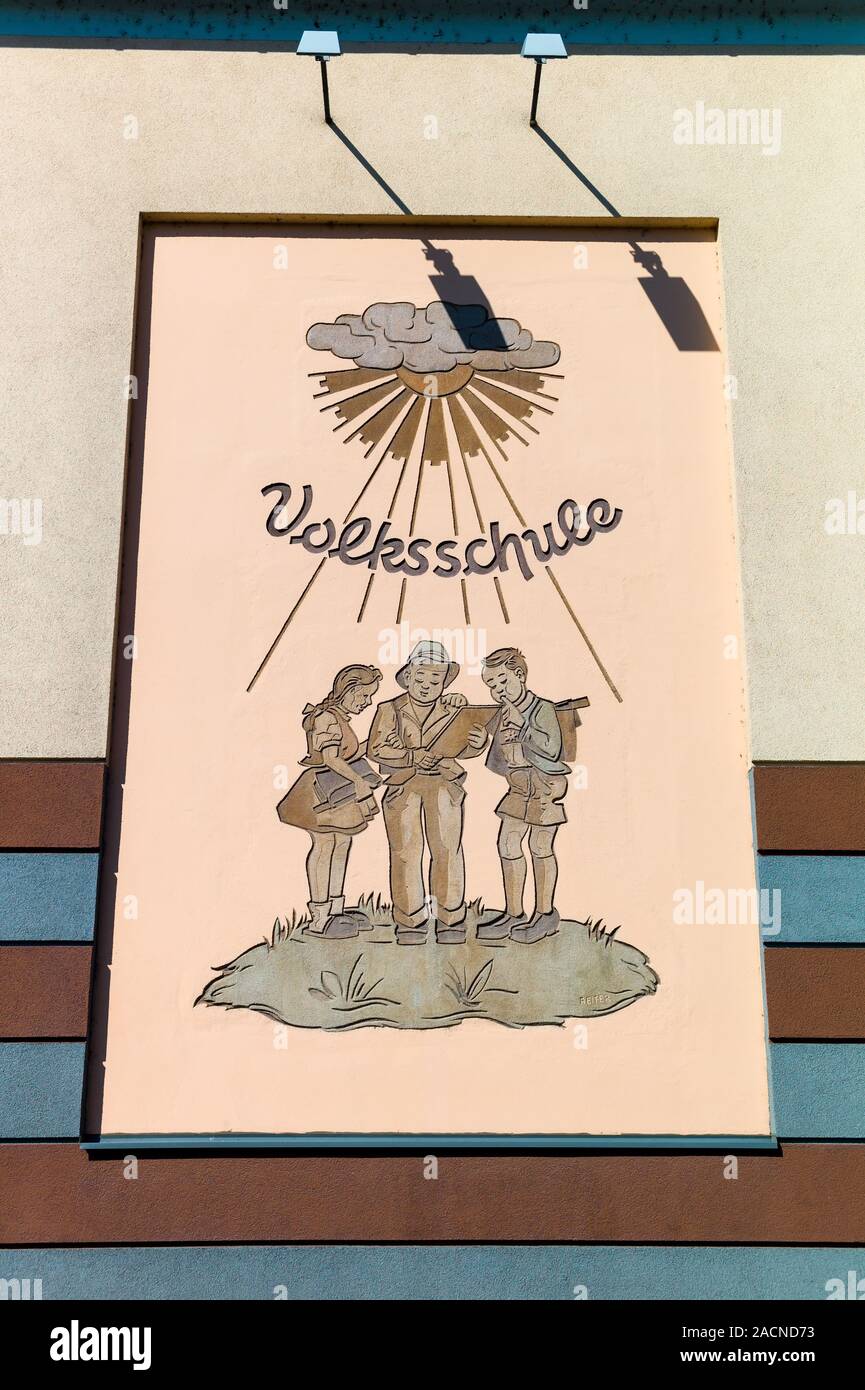 Sundial elementary school hi-res stock photography and images - Alamy