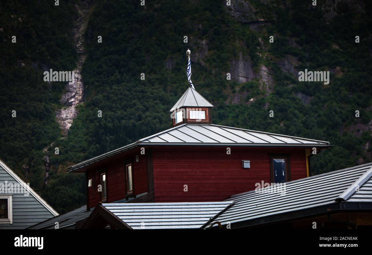 Little red square hi-res stock photography and images - Alamy