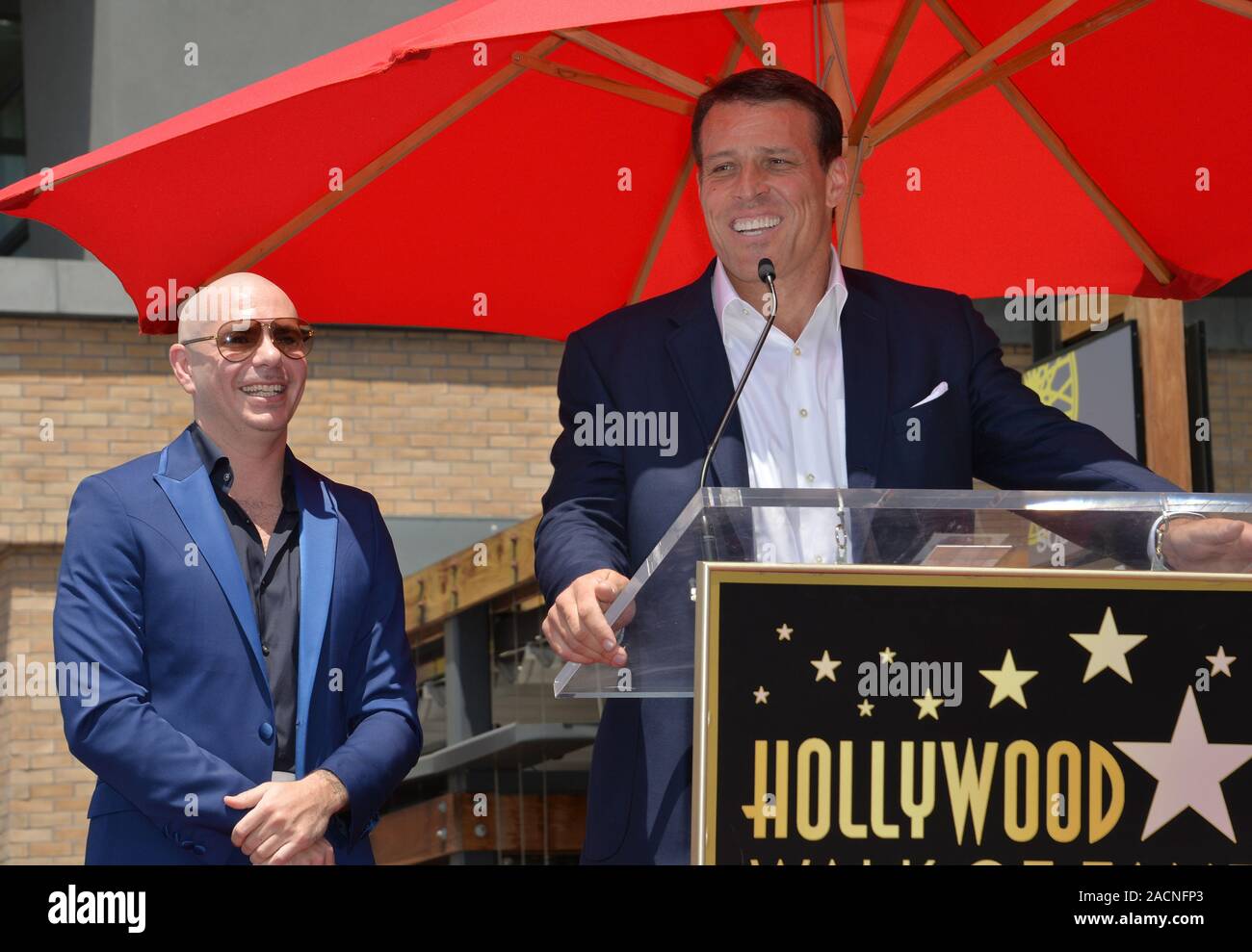 Tony robbins hi-res stock photography and images - Alamy