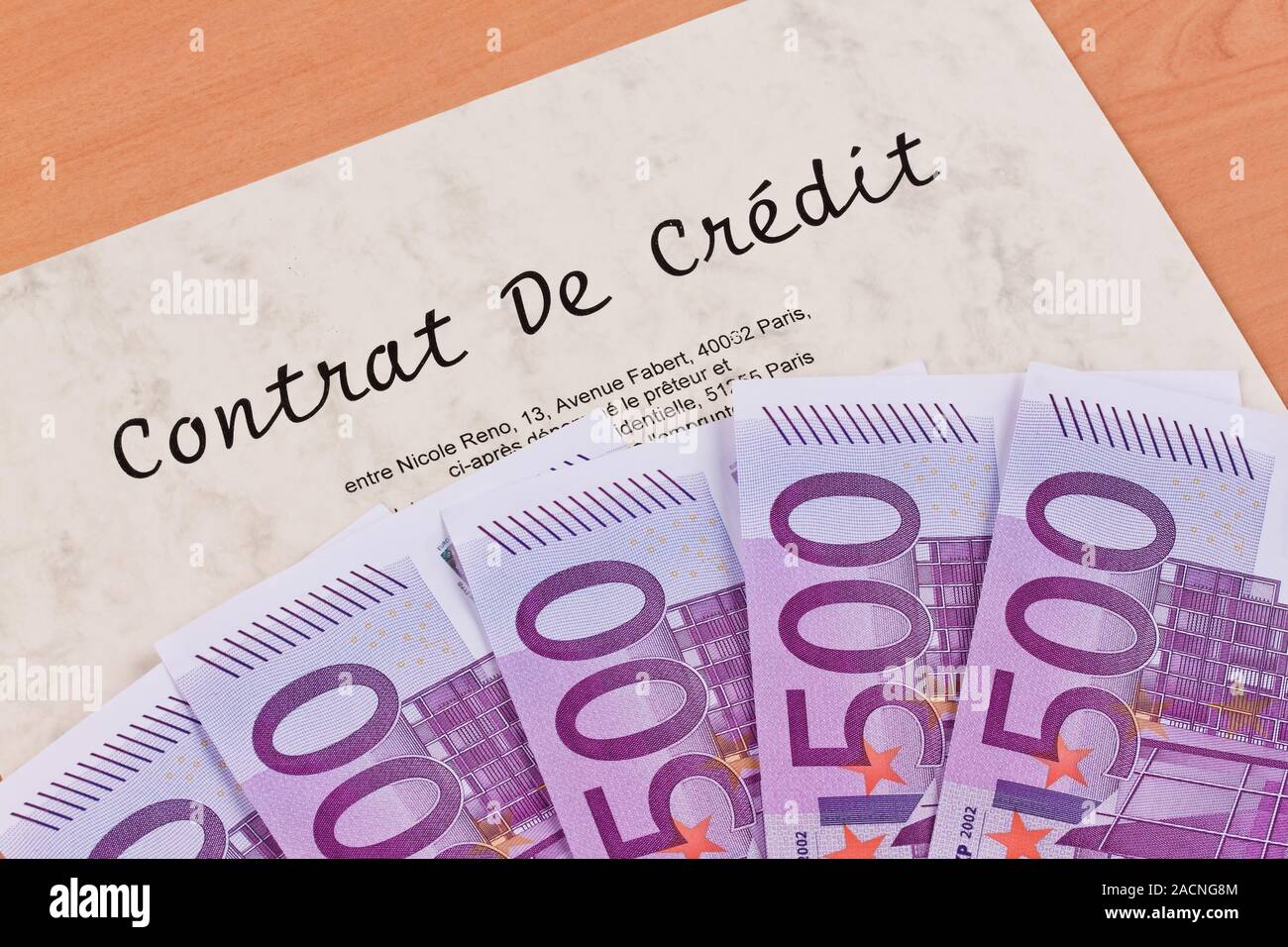 Contract banknotes hi-res stock photography and images - Alamy