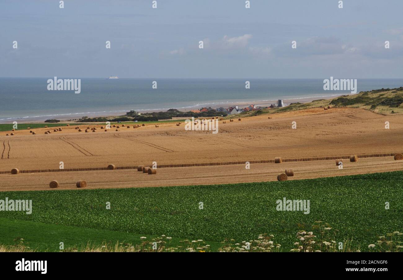 Calais coastline hi-res stock photography and images - Alamy