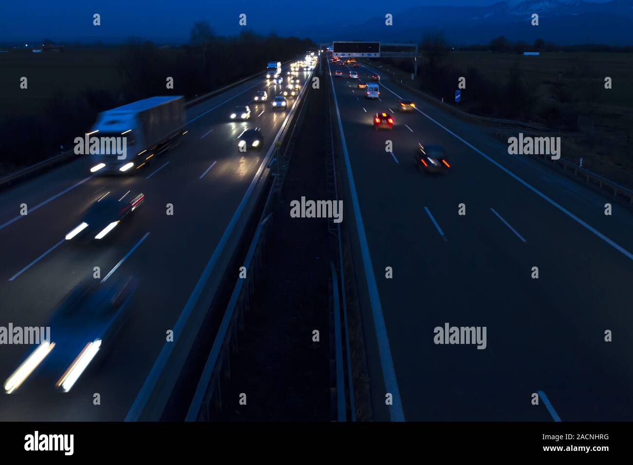 Motorway service night hi-res stock photography and images - Alamy