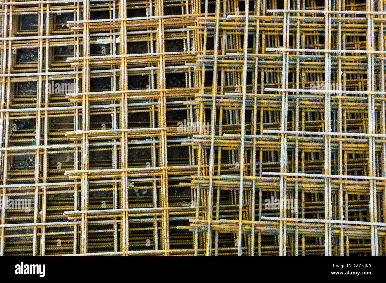 Steel mesh hi-res stock photography and images - Alamy