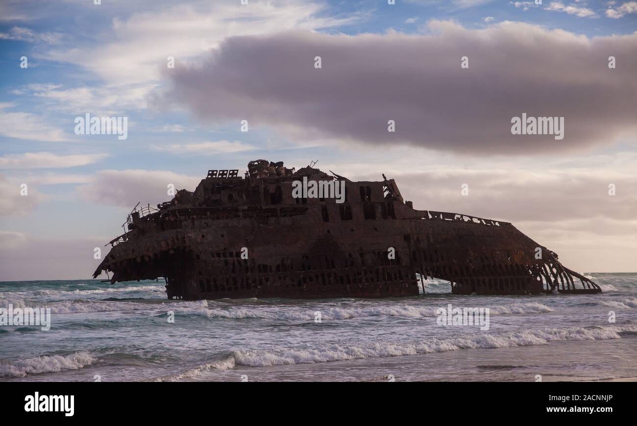 Ship wreck africa hi-res stock photography and images - Alamy