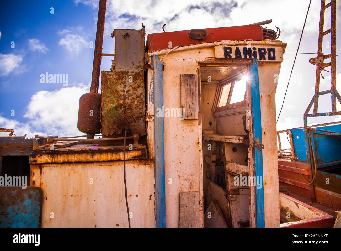 Beat up boat hi-res stock photography and images - Alamy