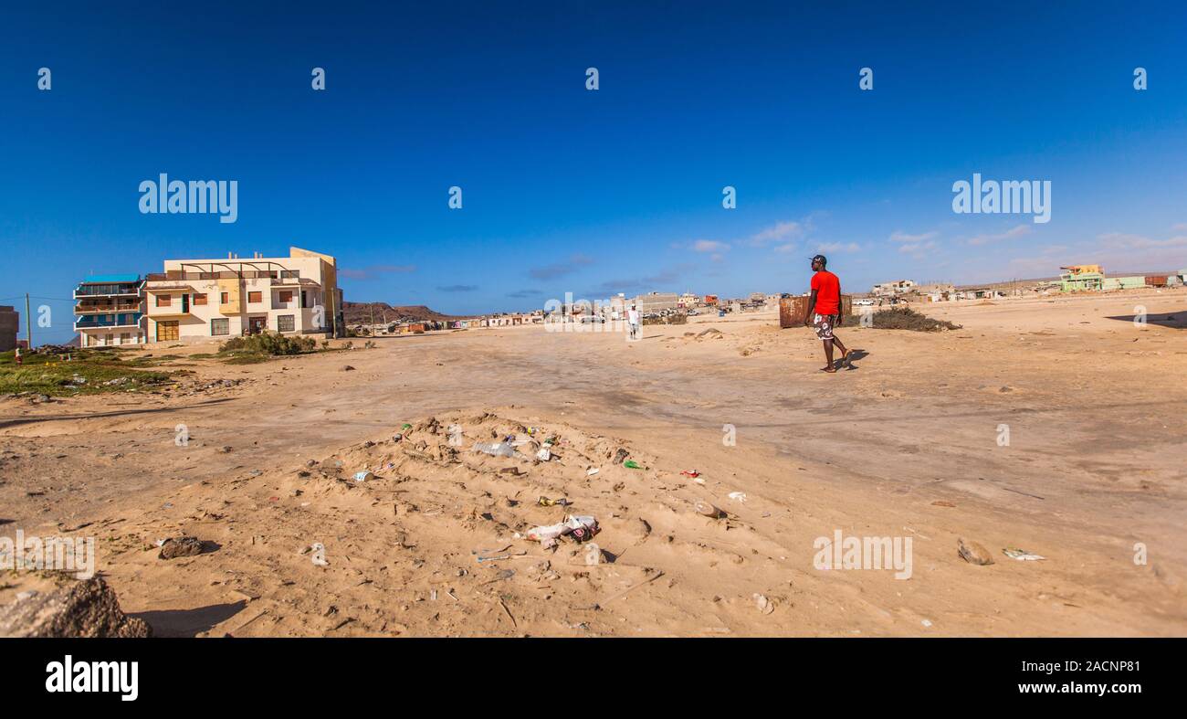 Dusty street hi-res stock photography and images - Alamy