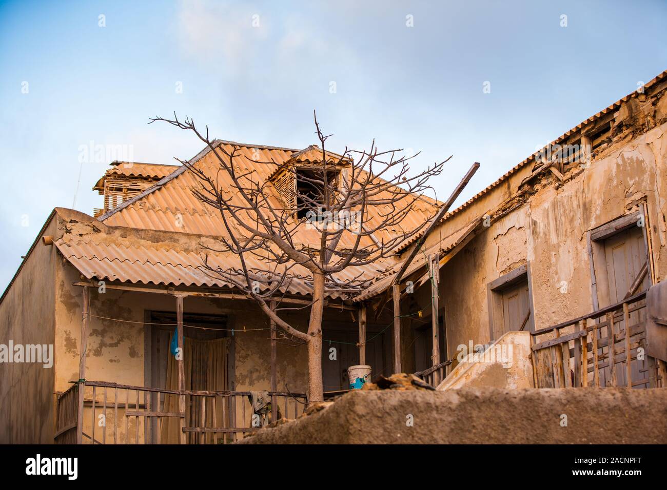 Dull house hi-res stock photography and images - Alamy