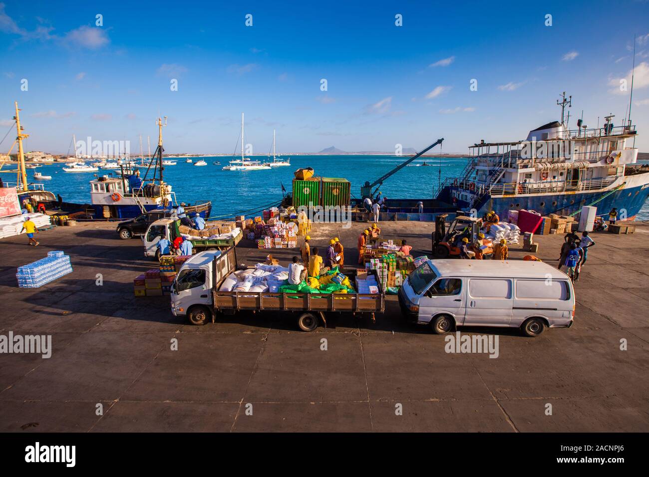 Cargo boa hi-res stock photography and images - Alamy
