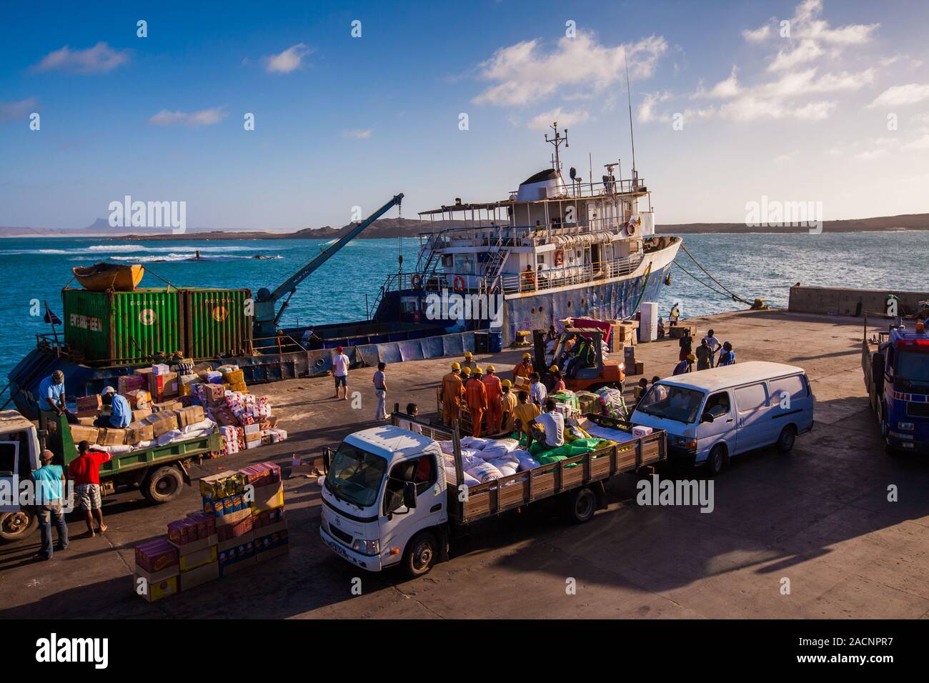 Cargo boa hi-res stock photography and images - Alamy