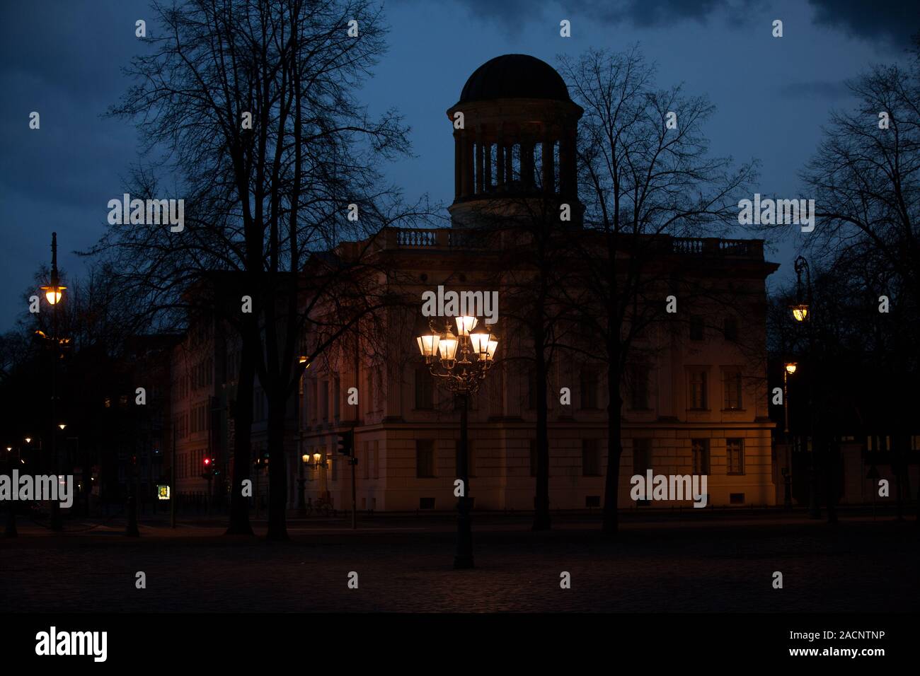 Building cultural hi-res stock photography and images - Alamy